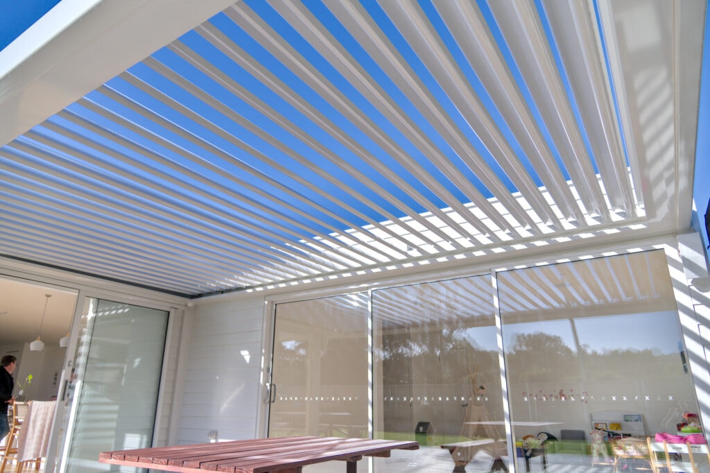 Opening Roof Systems | LouvreTec Tasmania